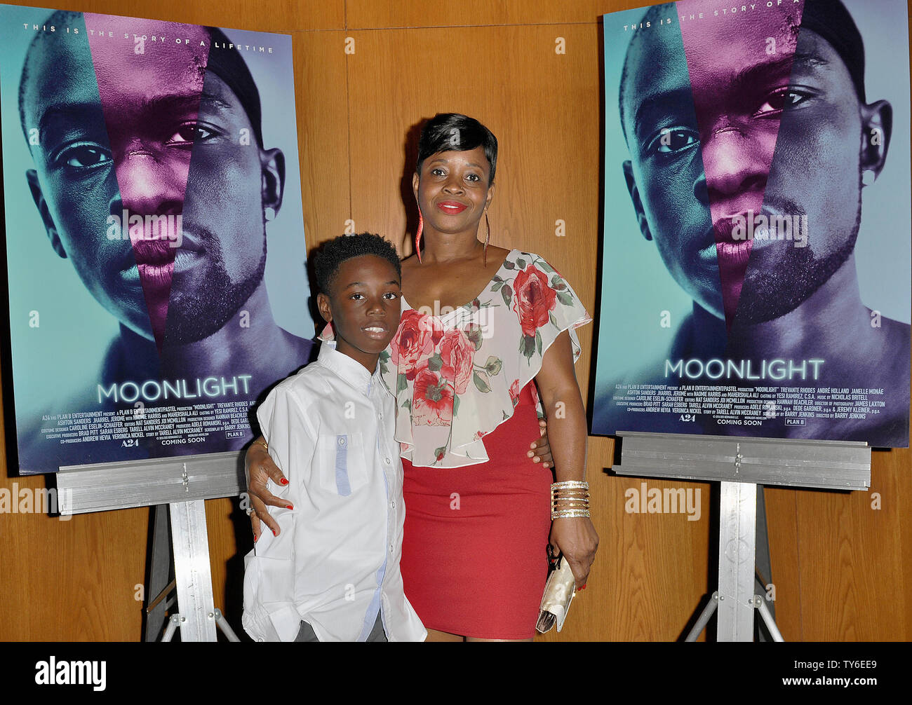 Actor Alex Hibbert and his mother Donna Wellington arrive at the Los ...