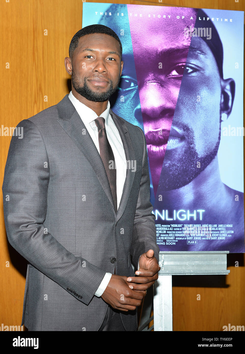 Trevante Rhodes arrives at the Los Angeles premiere of 'Moonlight' at ...