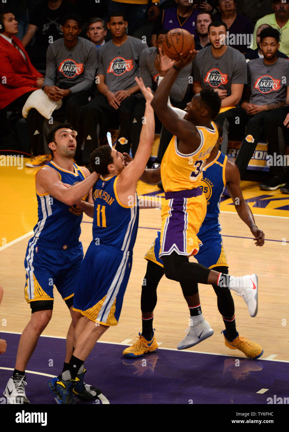 Julius Randle Shoes Lakers