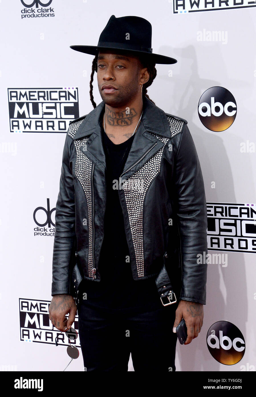 Recording artist Ty Dolla Sign arrives for the 2016 American Music ...