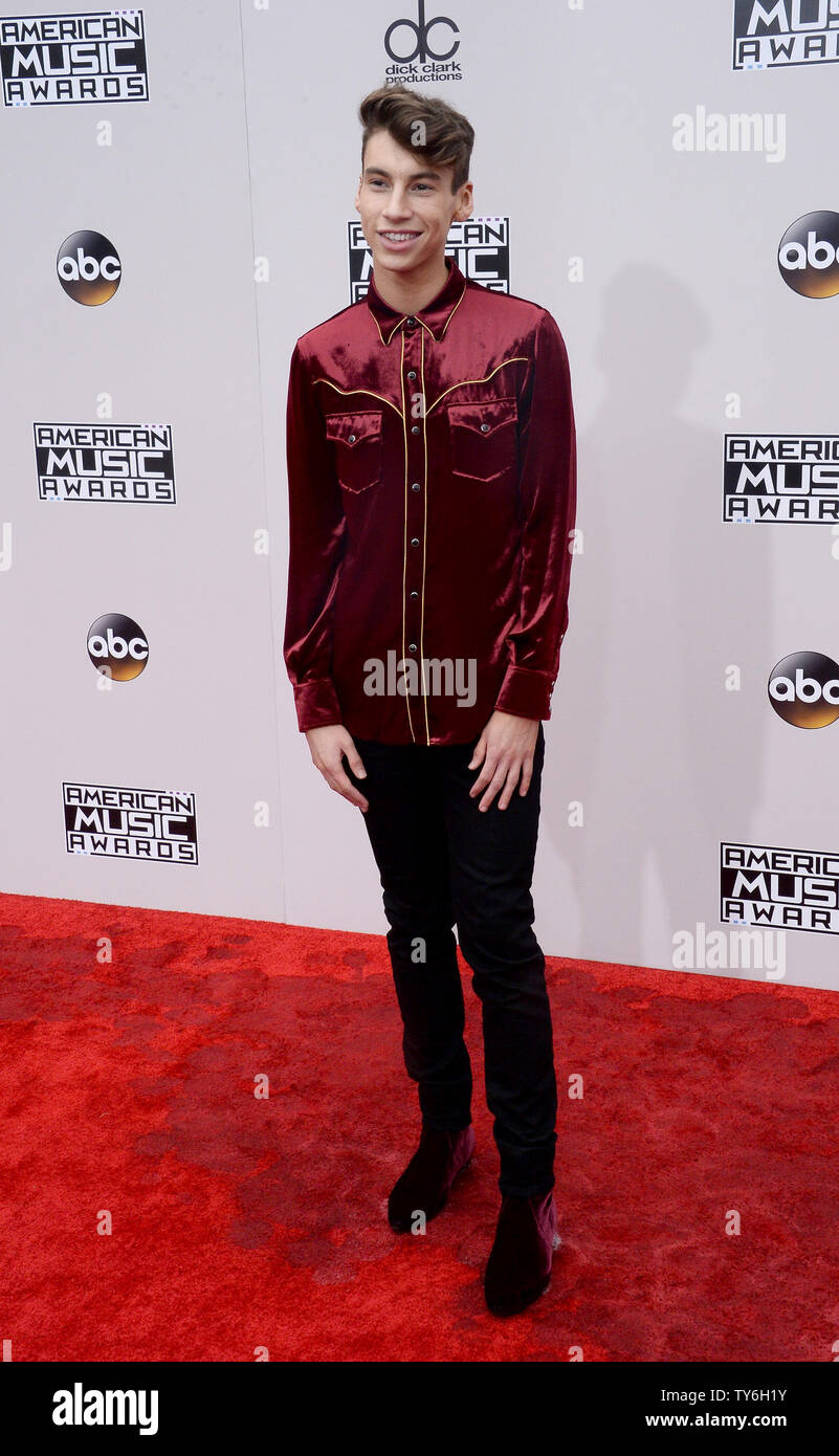Internet personality Jack Baran arrives for the 2016 American Music ...