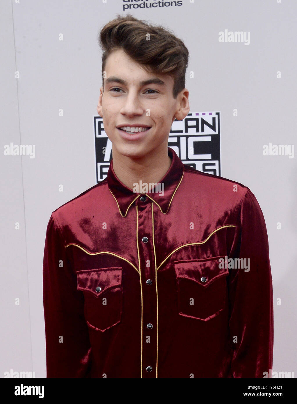 Internet personality Jack Baran arrives for the 2016 American Music ...