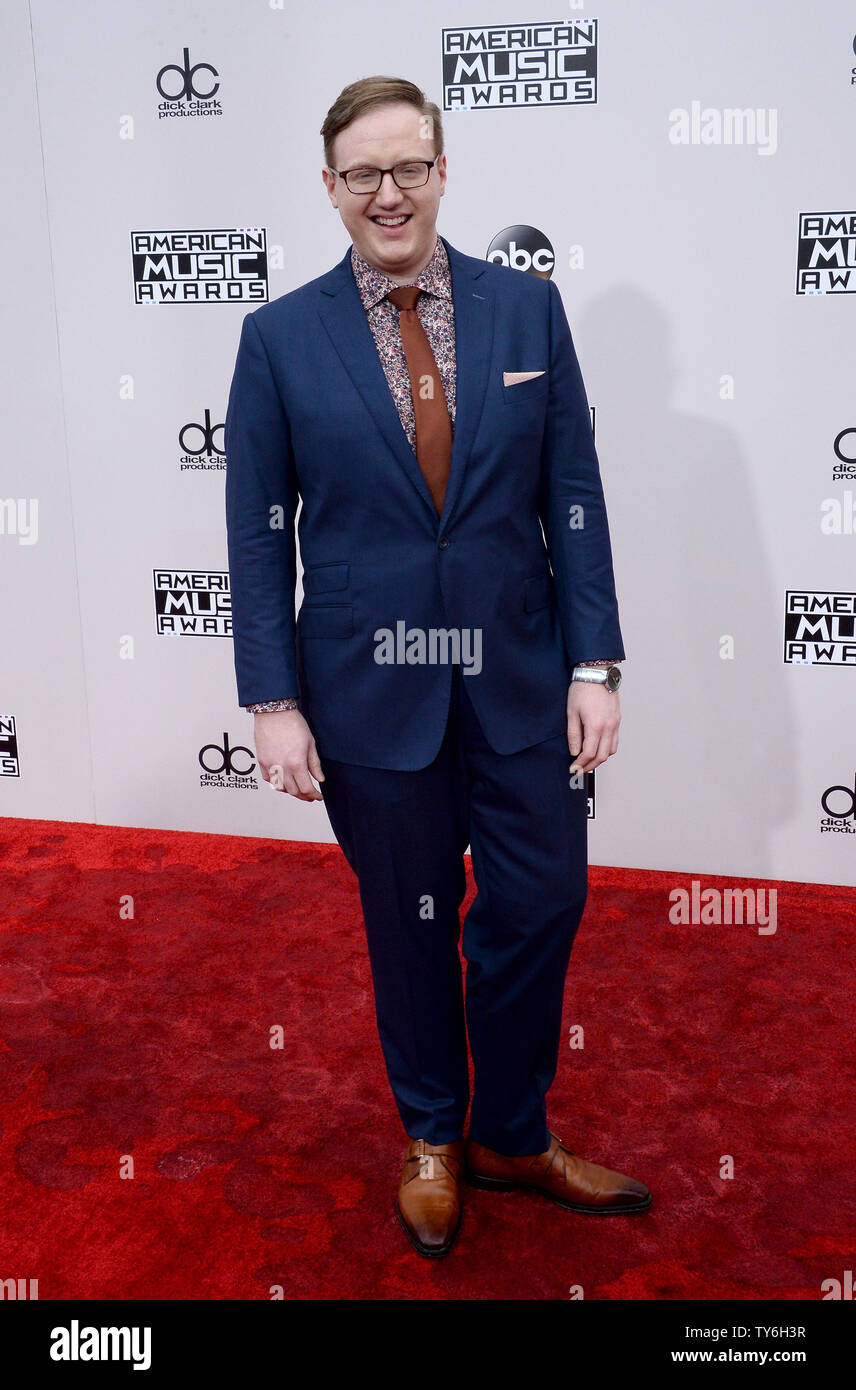 Comedian Matt Bellassai arrives for the 2016 American Music Awards held ...