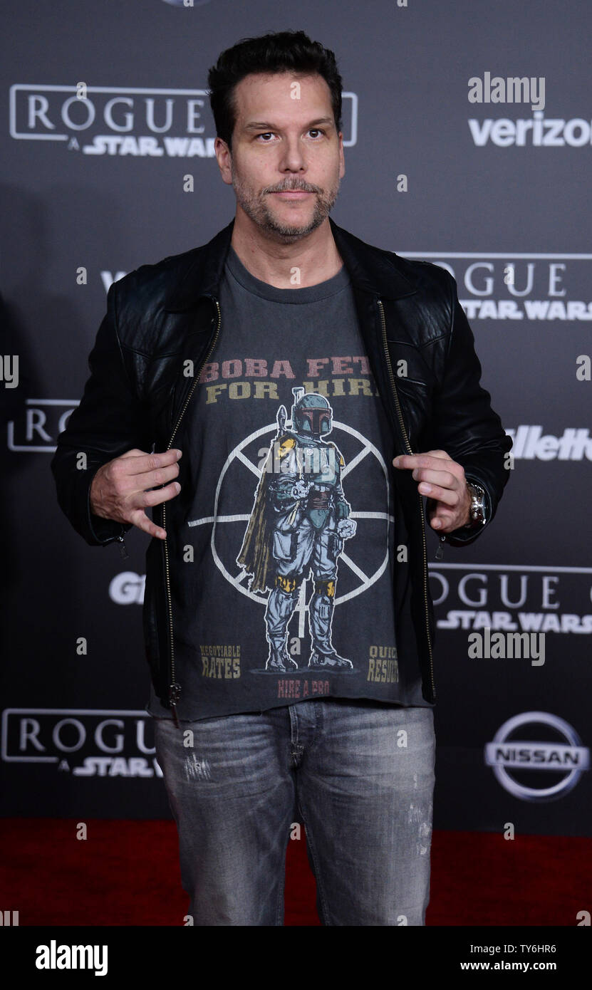 Actor Dane Cook attend sthe premiere of the sci-fi motion picture ...