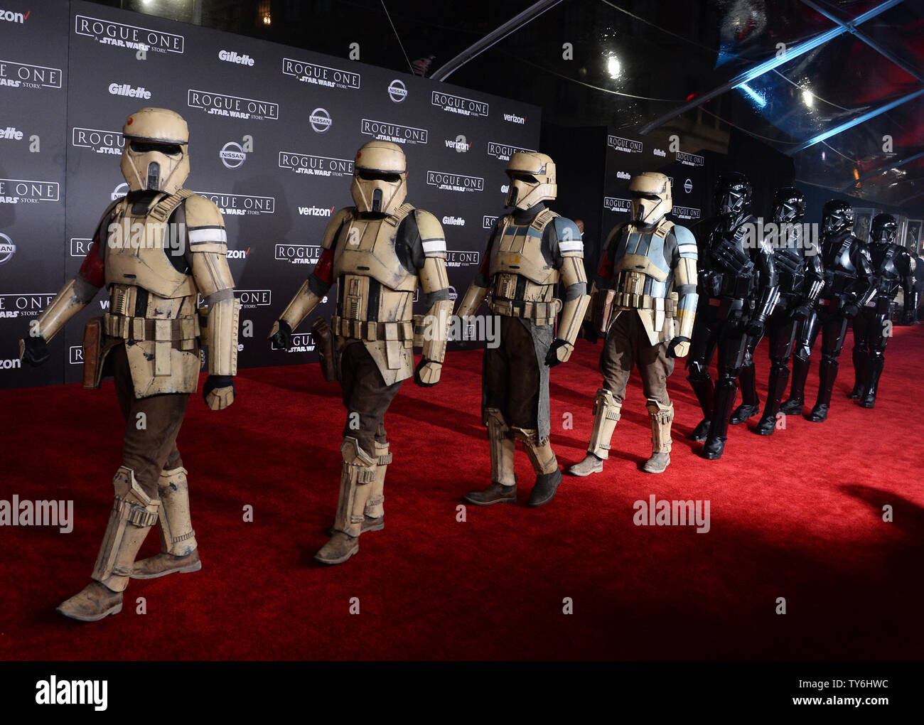 Death troopers rogue one hi-res stock photography and images - Alamy