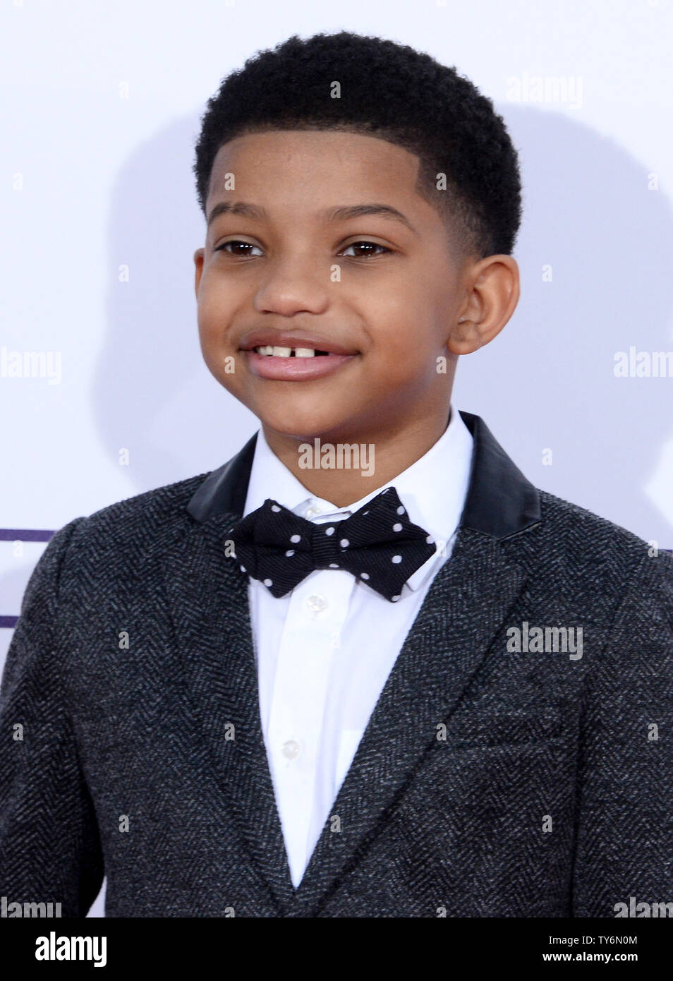 Actor Lonnie Chavis attends the 43rd annual People's Choice Awards at ...