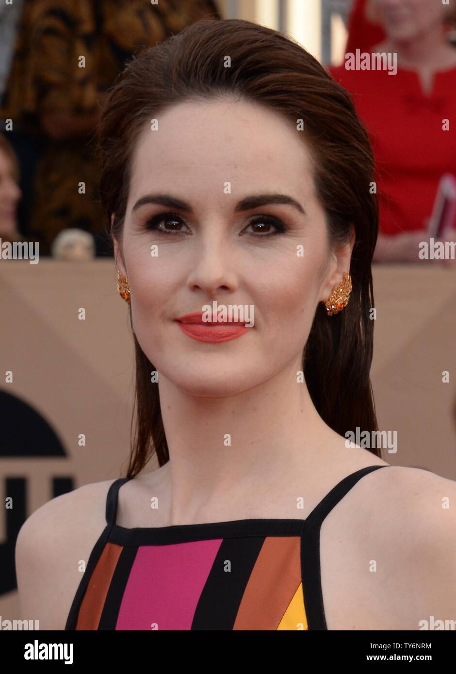 Actress Michelle Dockery arrives for the the 23rd annual SAG Awards ...
