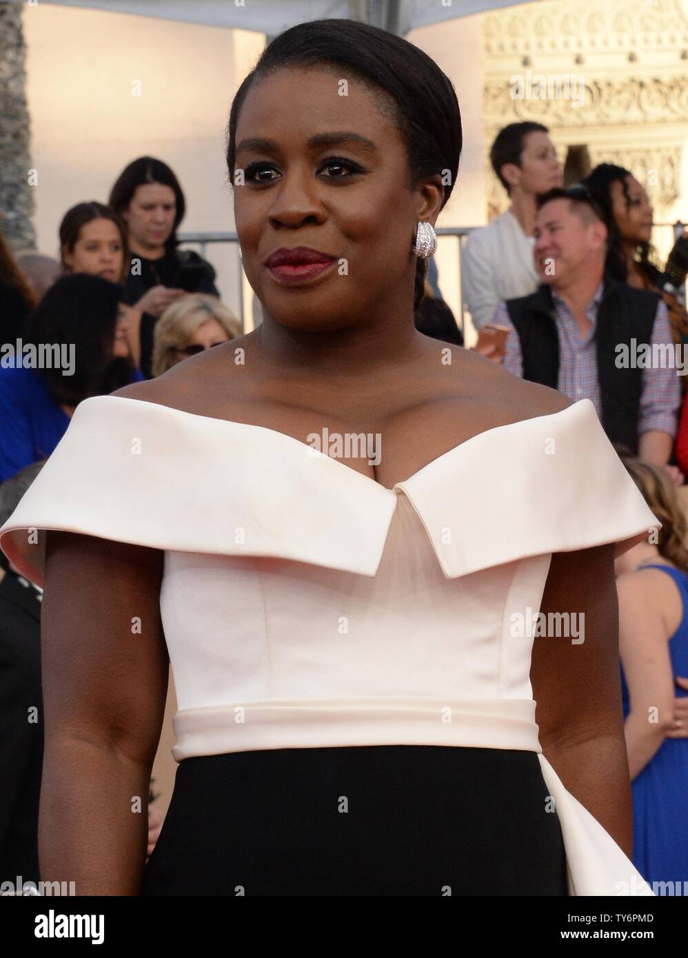 Actress Uzo Aduba arrives for the the 23rd annual SAG Awards held at ...