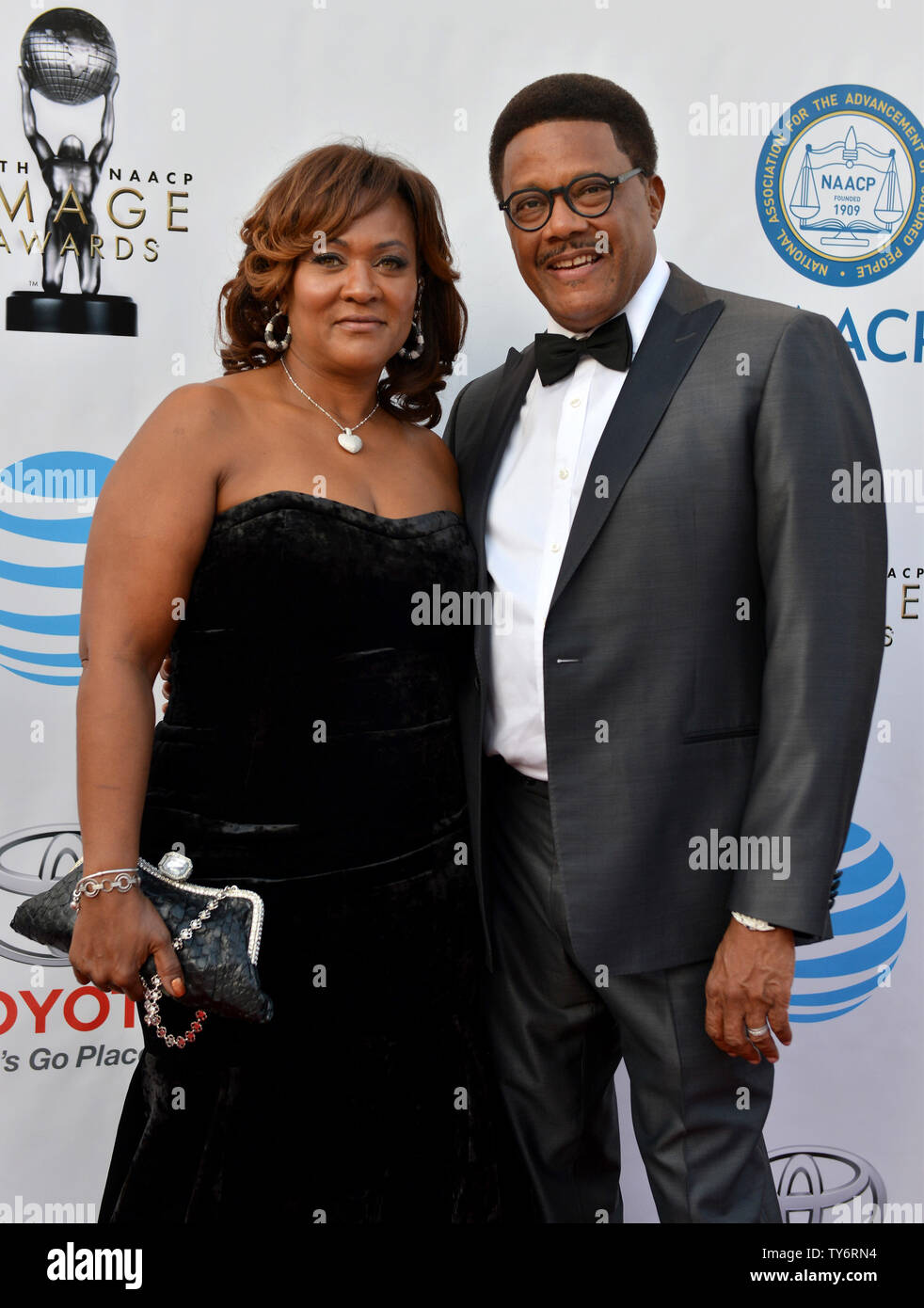 Judge Greg Mathis (R) and Linda Reese arrive for the 48th NAACP Image ...