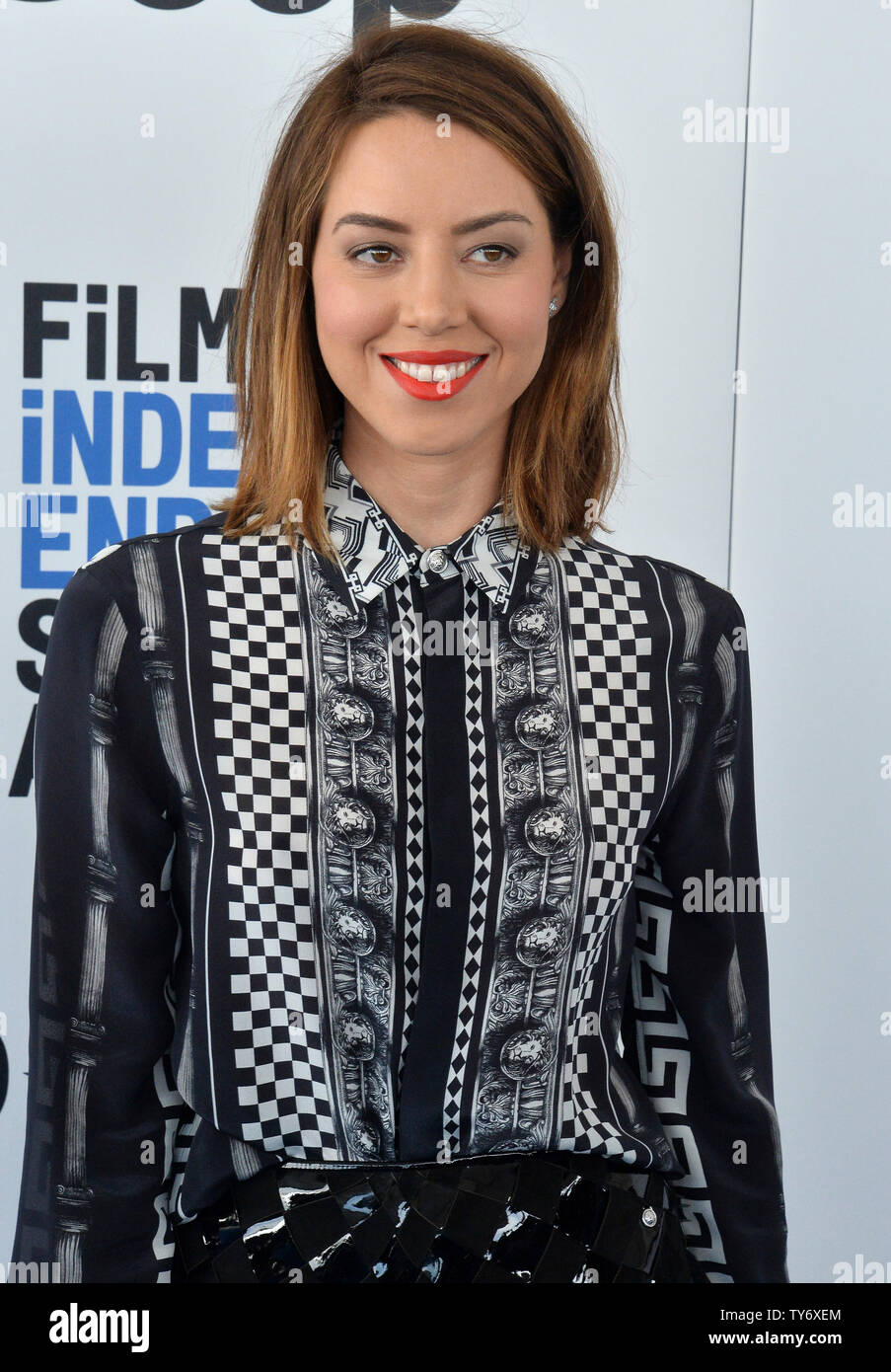 Actress Aubrey Plaza attends the 32nd annual Film Independent Spirit ...