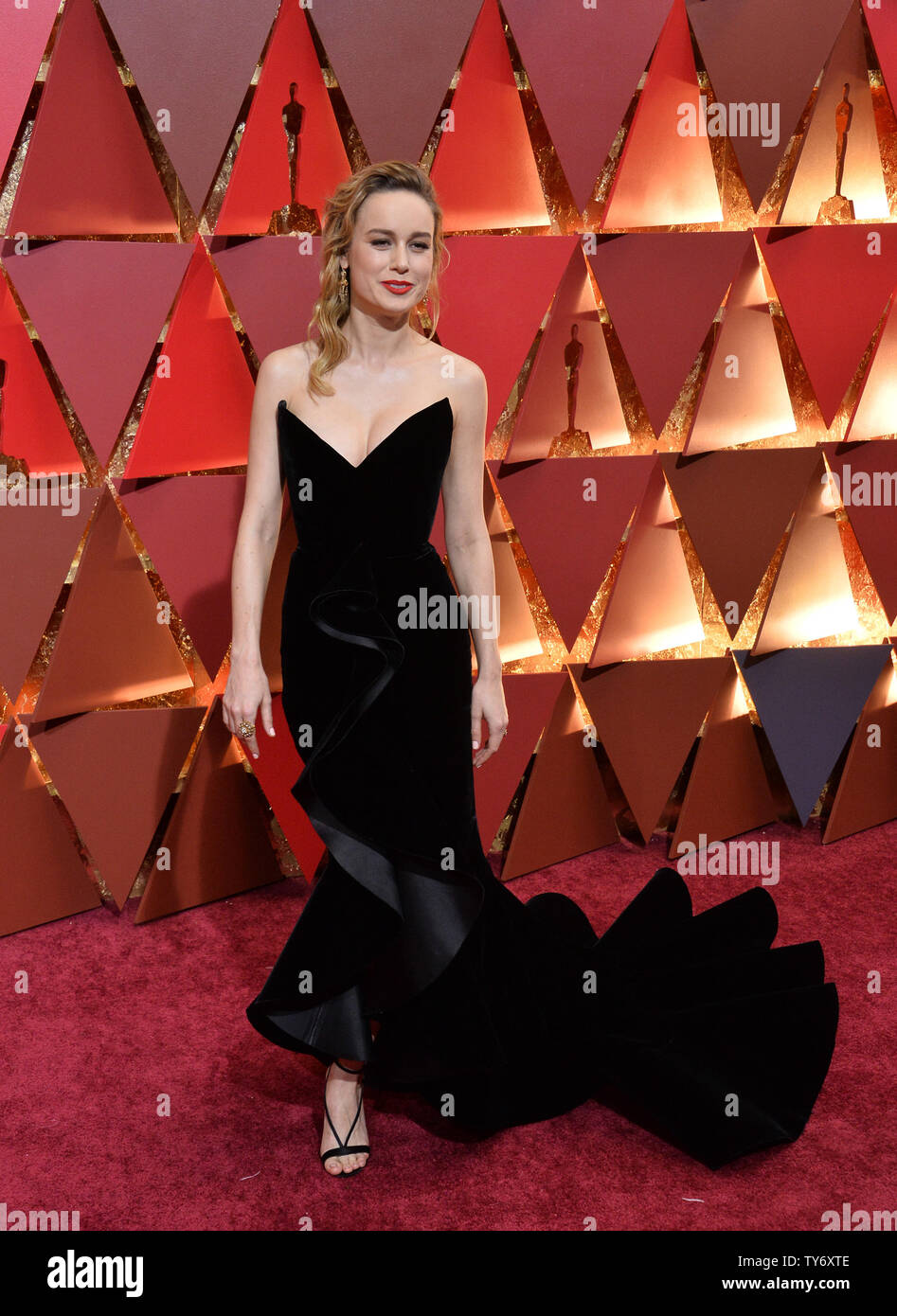 Actress Brie Larson arrives on the red carpet for the 89th annual ...