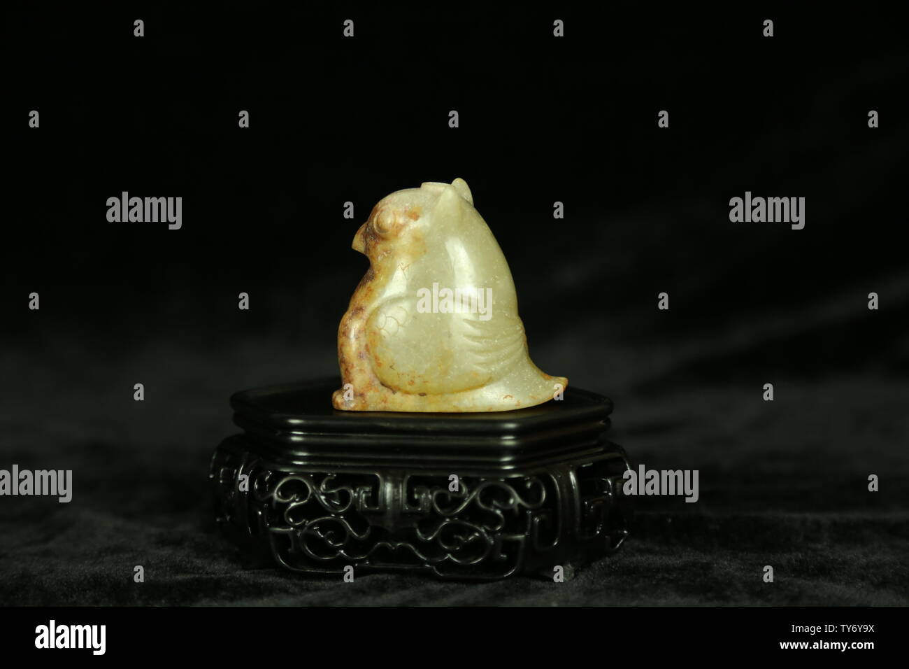 Jade antique jade vase Stock Photo - Alamy