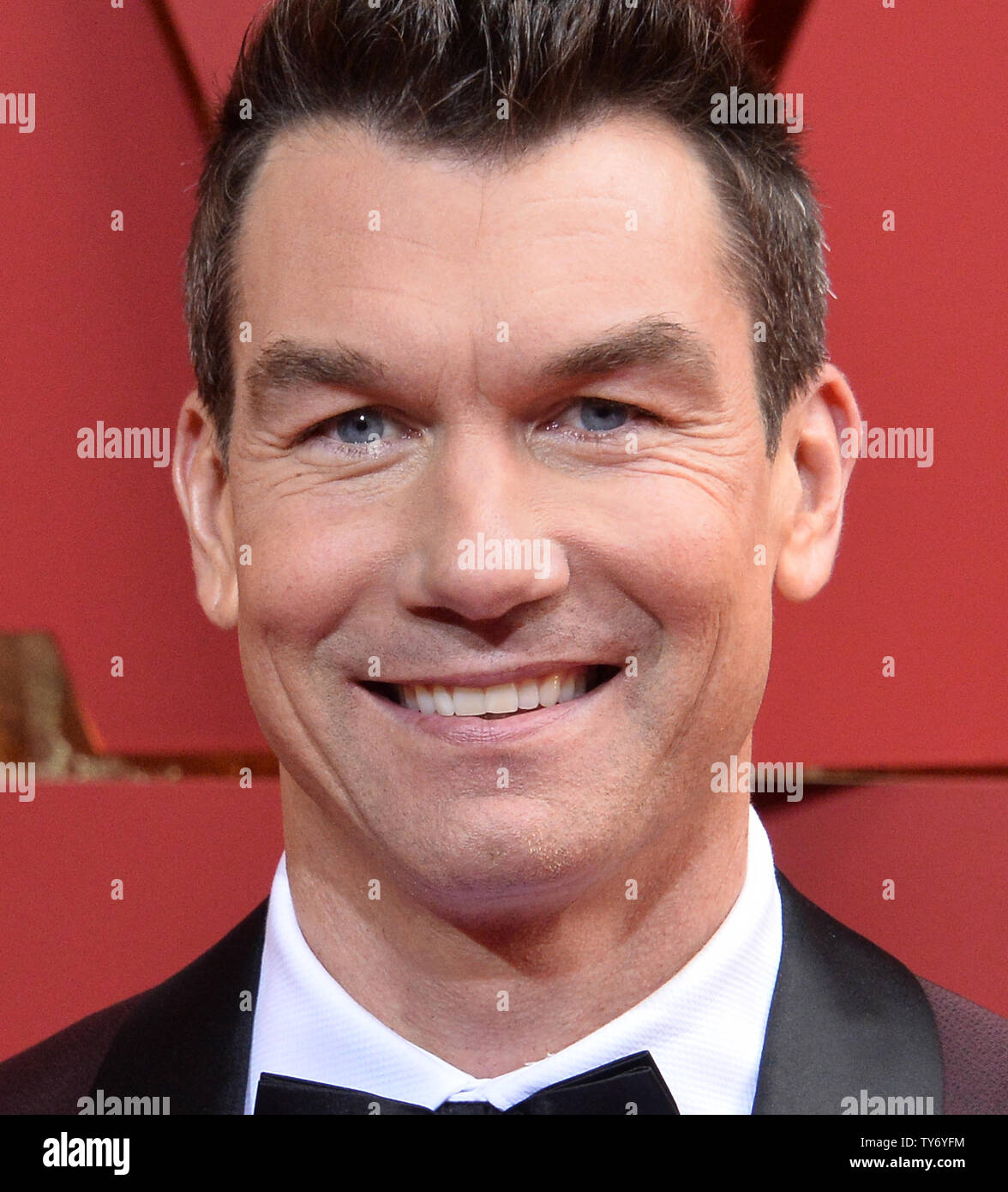 Actor Jerry O'Connell arrives on the red carpet for the 89th annual ...