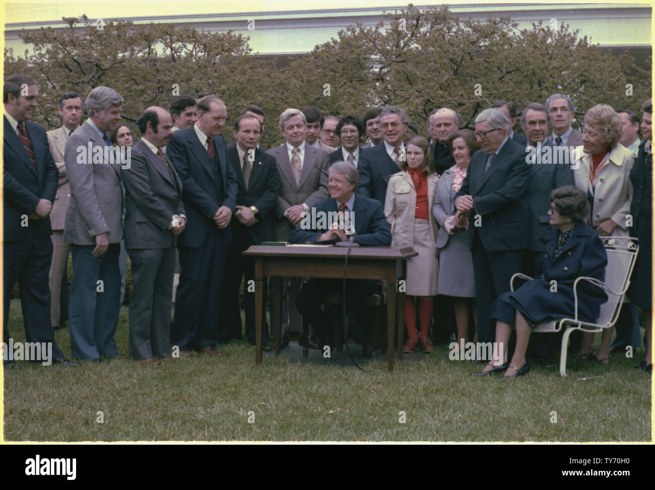 Bill signing ceremony hi-res stock photography and images - Alamy