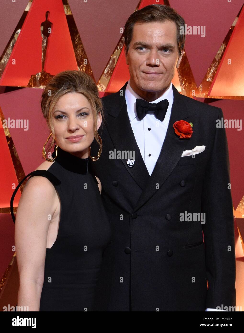 Actors Michael Shannon (R) and Kate Arrington arrive on the red carpet ...