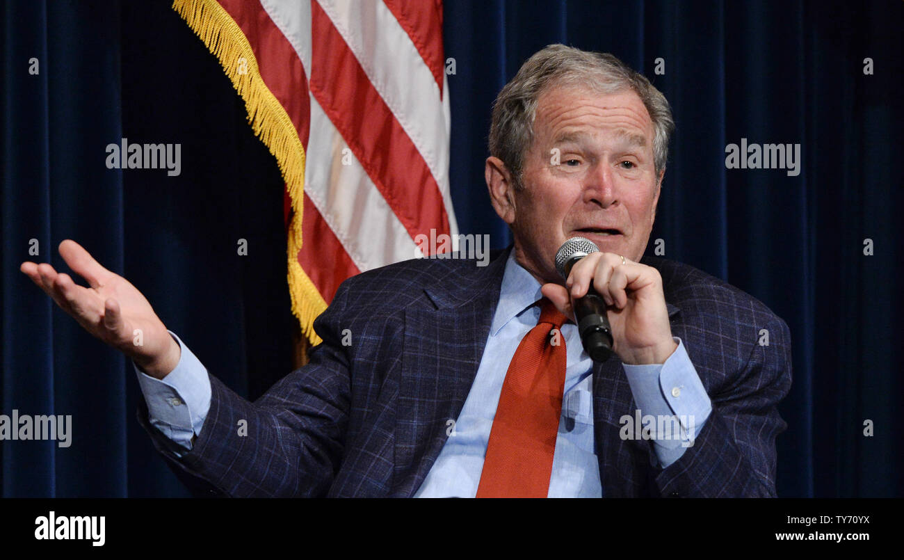 Former president George W. Bush discusses his new book, "Portraits of ...
