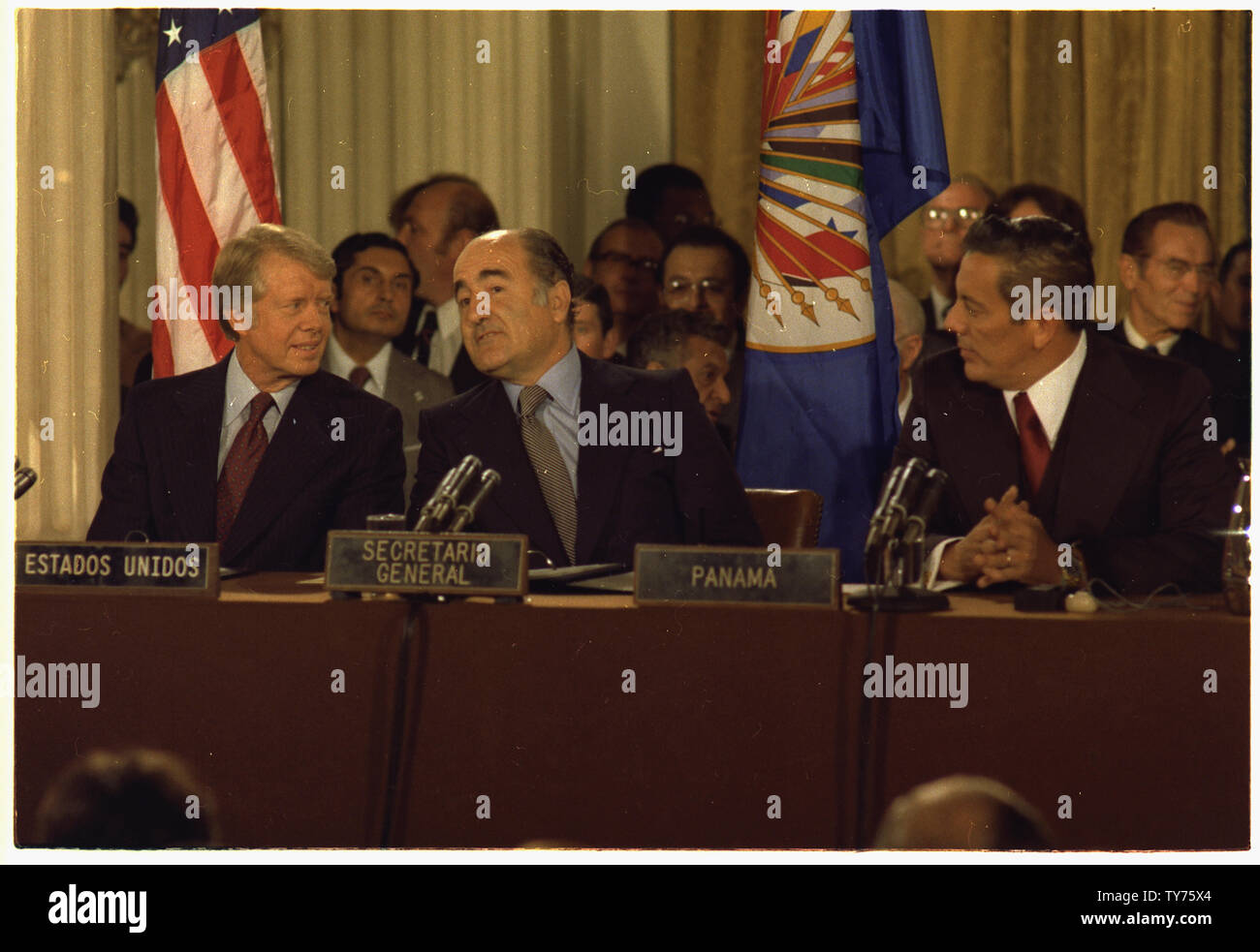 Jimmy Carter, OAS General Secretary Alejandro Orfila and General Omar ...