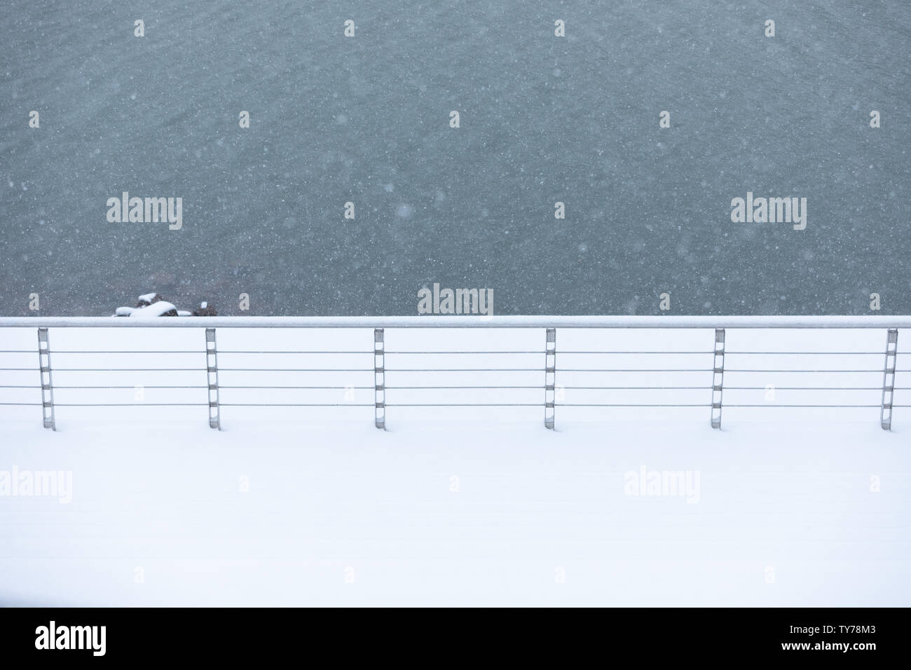 Heavy snow falls in Changsha on December 30, 2018 Stock Photo - Alamy