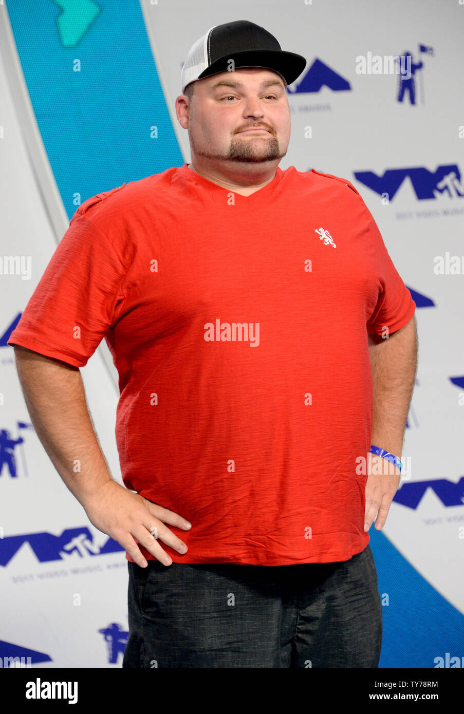 Gary Shirley arrives for the 34th annual MTV Video Music Awards at The ...