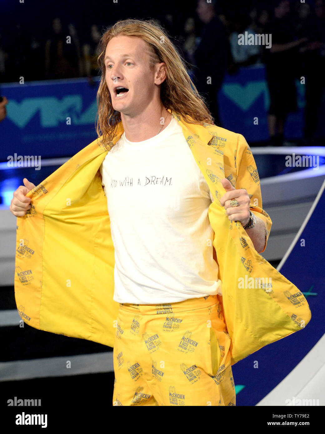 Rory Kramer arrives for the 34th annual MTV Video Music Awards at The ...
