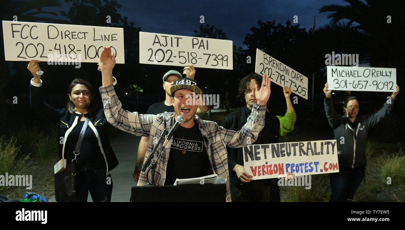 Section 28 protest hi-res stock photography and images - Alamy