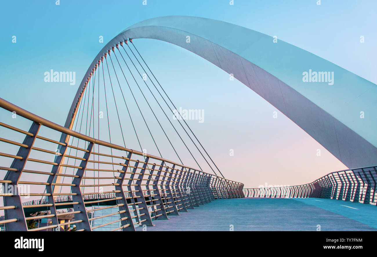 Tolerance Bridge Dubai famous Tourist Attraction best place to visit in ...