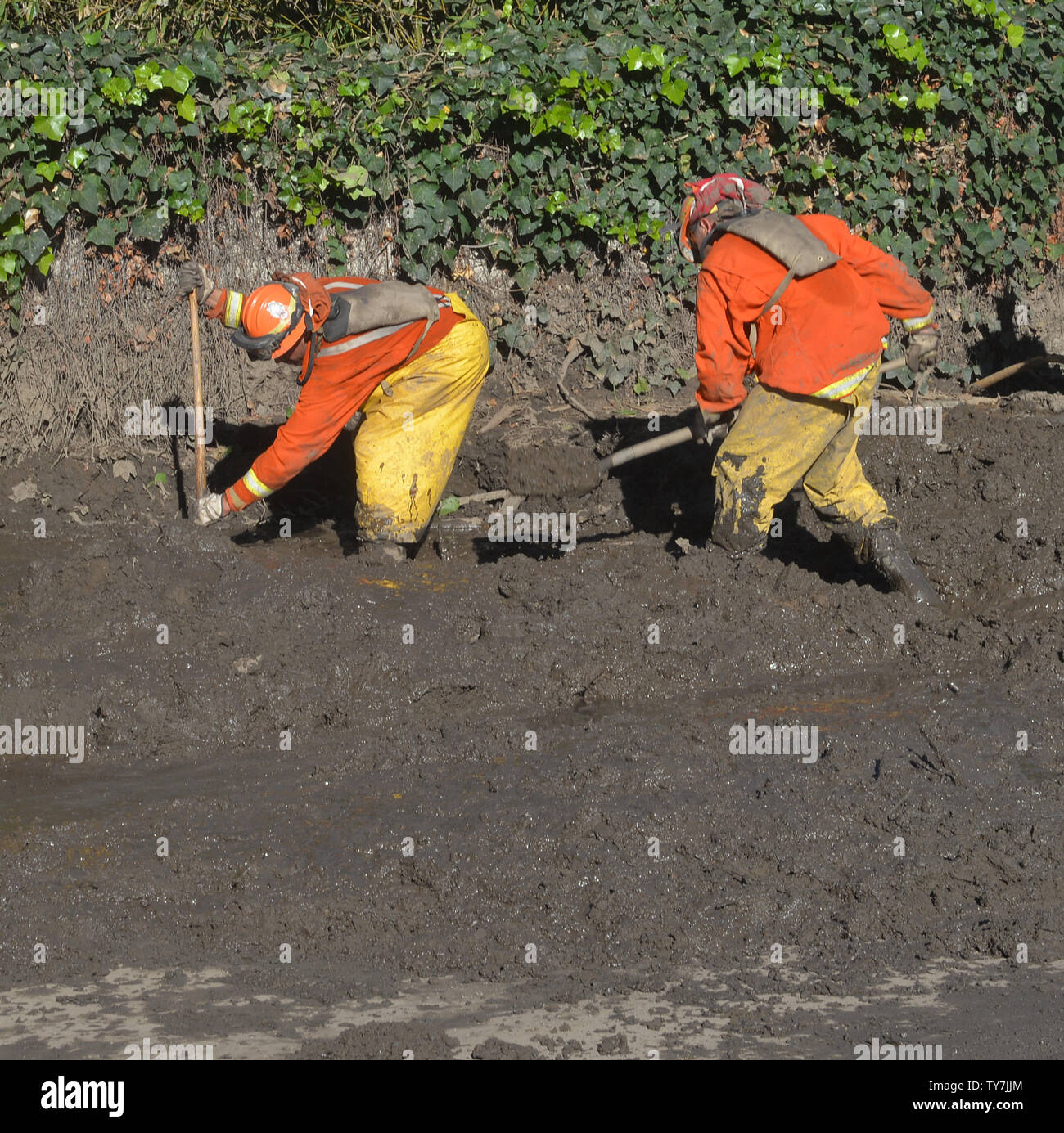 Montecito debris flow hi-res stock photography and images - Alamy