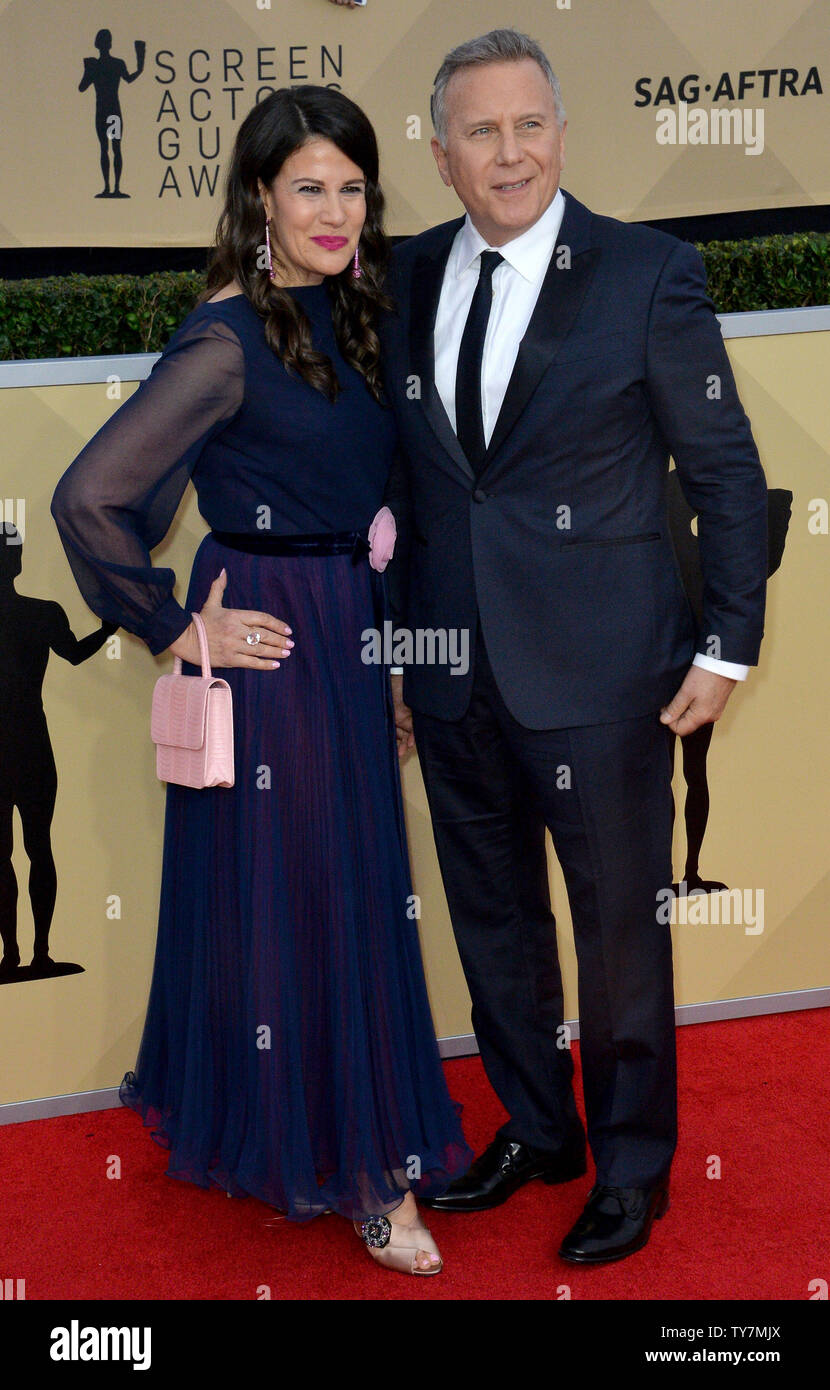 Paula Ravets and Paul Reiser arrive for the the 24th annual SAG Awards ...