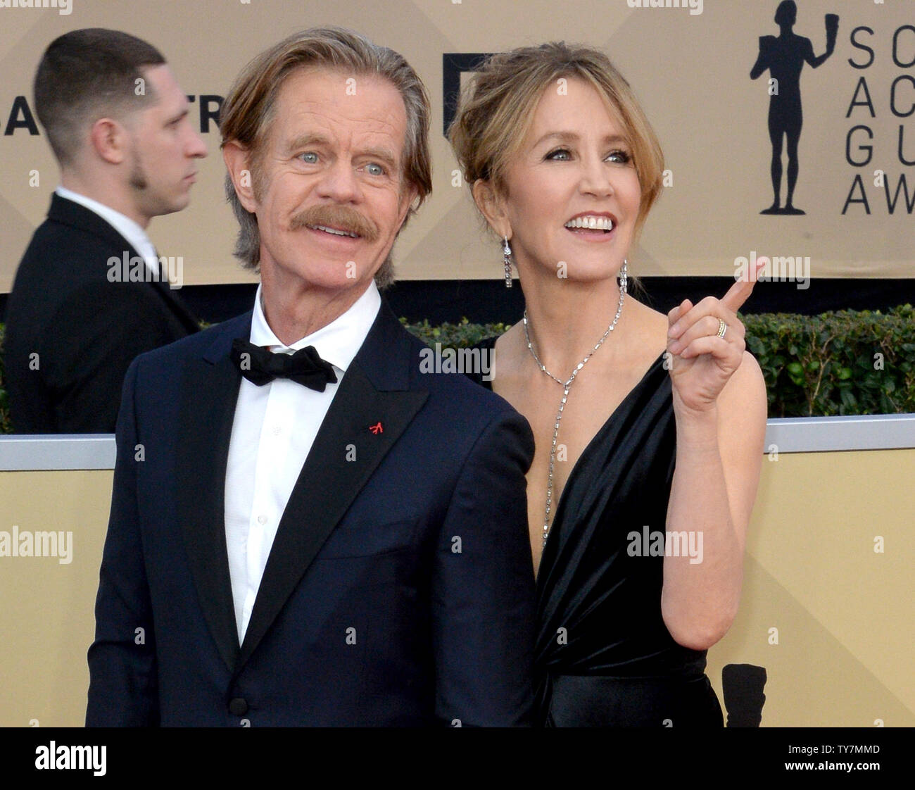 William H. Macy and Felicity Huffman arrive for the the 24th annual SAG ...