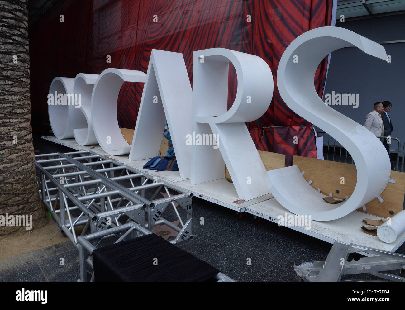 The Oscar sign that will greet attendees at the entrance of the 90th ...