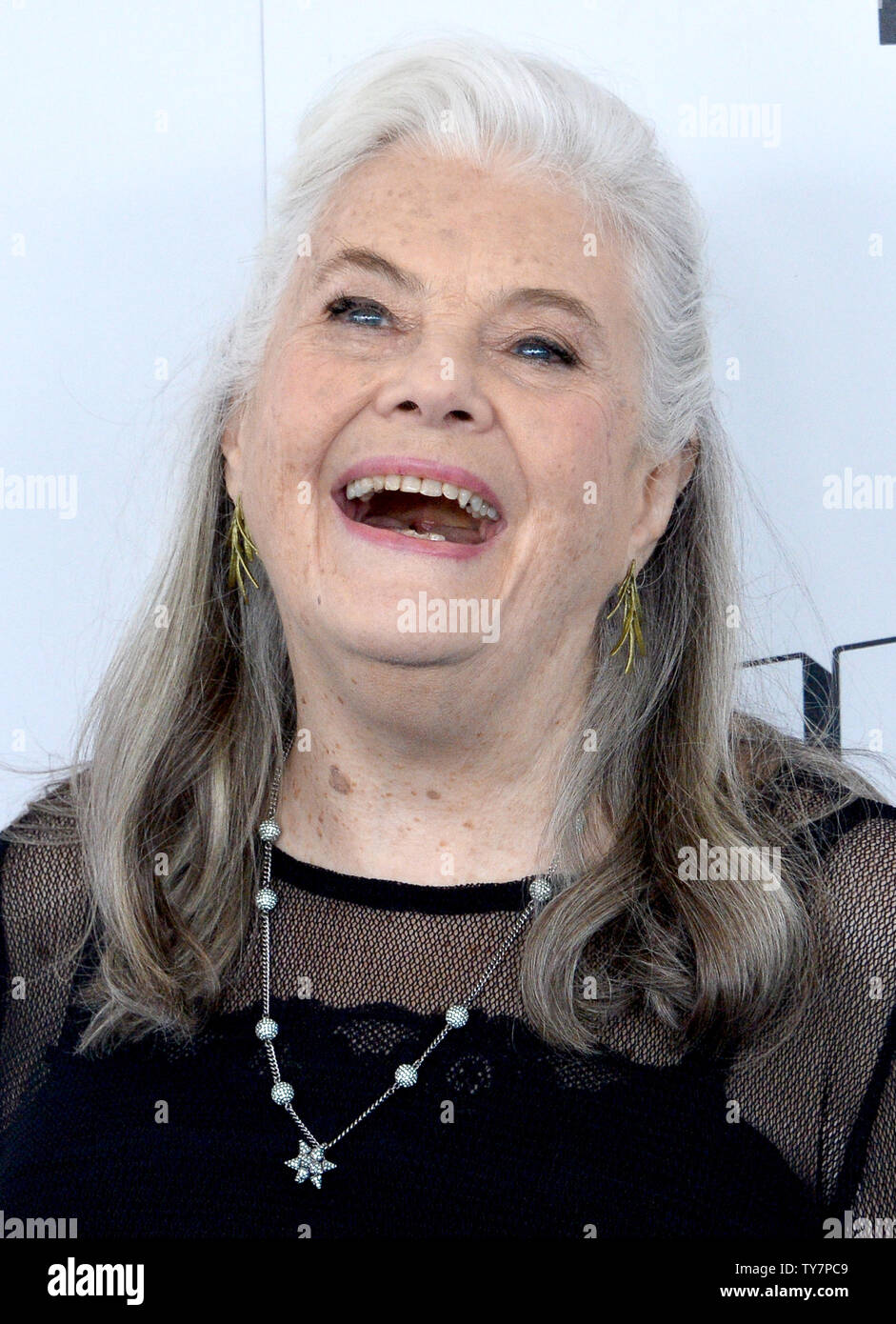 Actor Lois Smith attends the 33rd annual Film Independent Spirit Awards ...