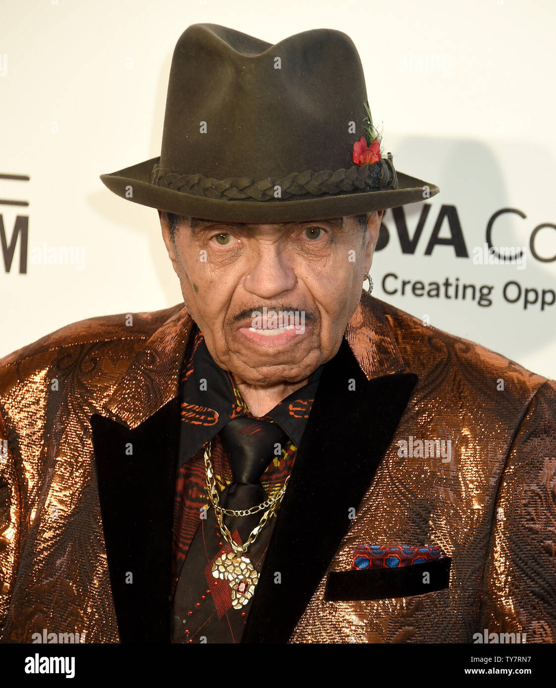 Joe Jackson arrives for the Elton John Aids Foundation's 26th annual ...