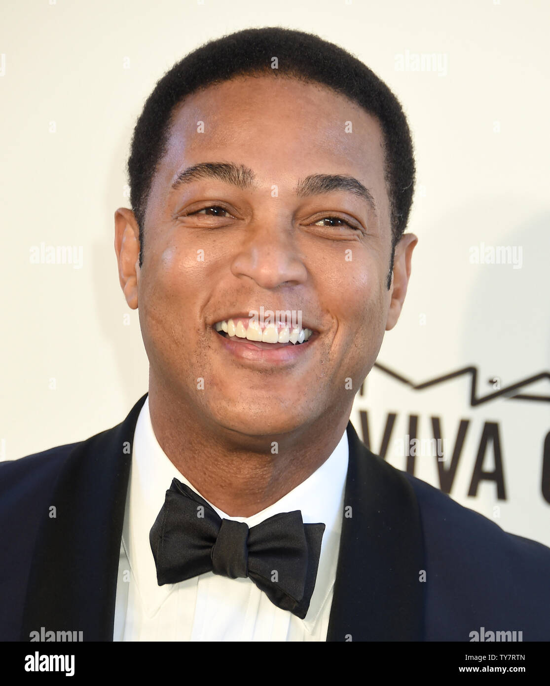 Don Lemon arrives for the Elton John Aids Foundation's 26th annual ...