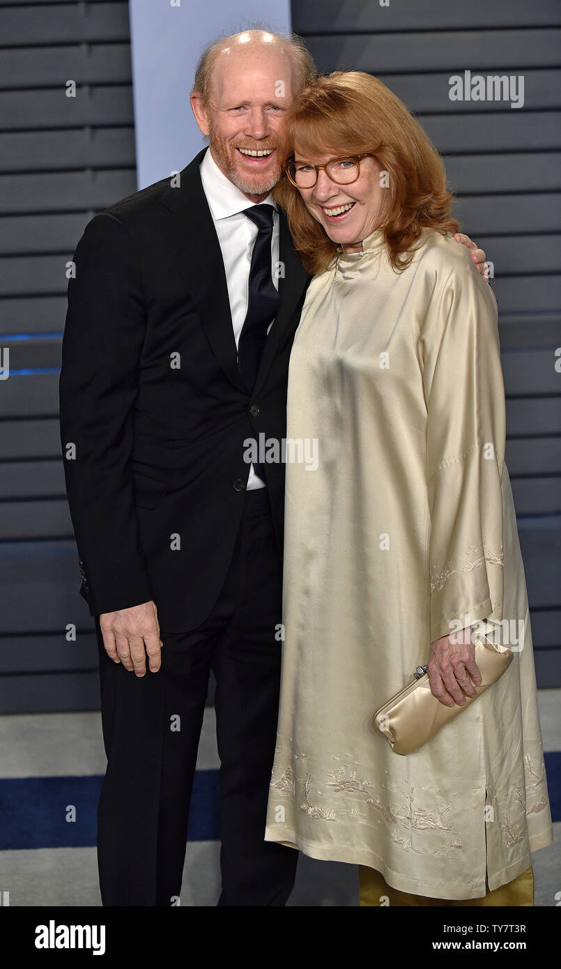 Ron Howard (L) and his wife Cheryl Howard arrive for the Vanity Fair ...
