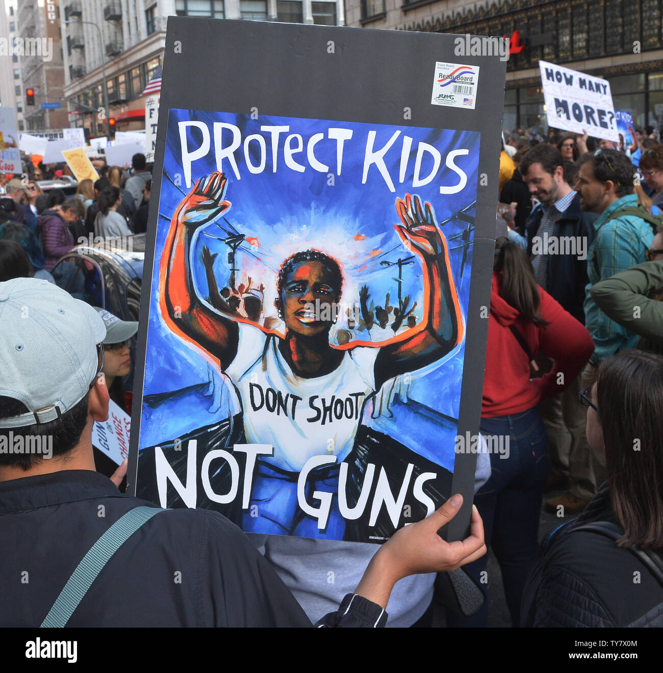 Thousands of people marched in solidarity with the Florida high school ...