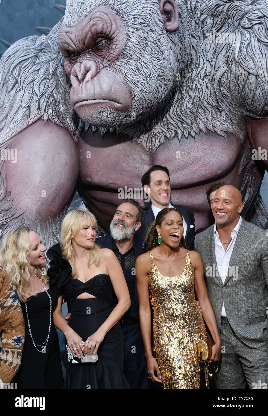Cast members Marley Shelton, Malin Akerman, Jeffrey Dean Morgan, Naomie ...