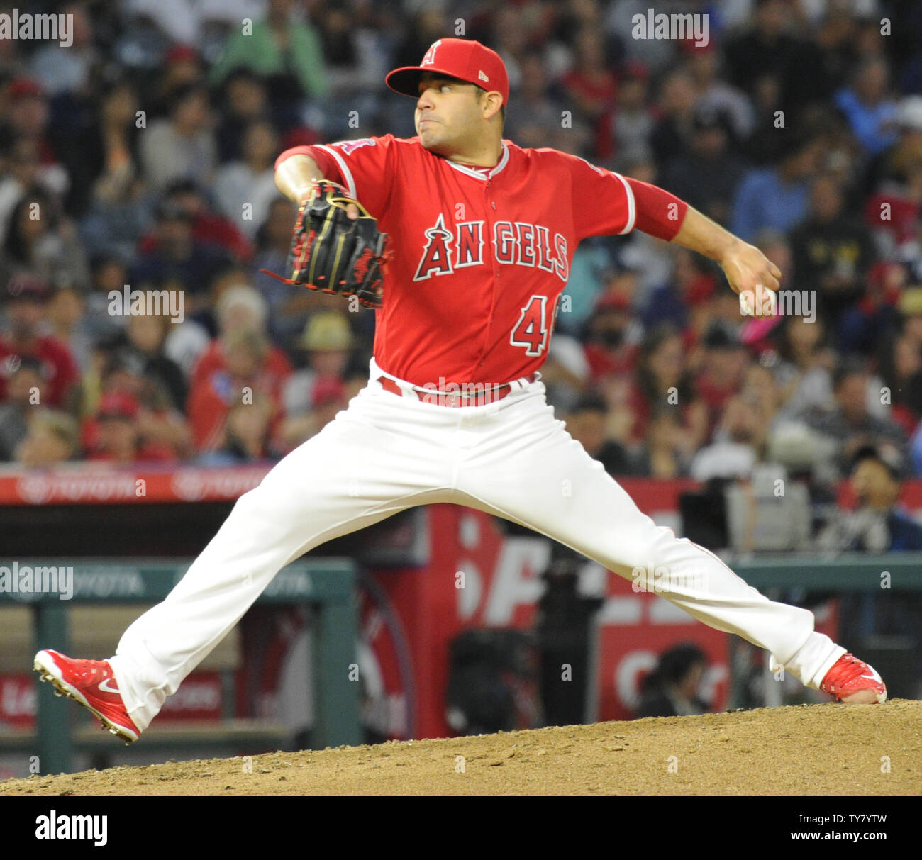 Los Angeles Angels relief pitcher Jose Alvarez throws to the New York ...