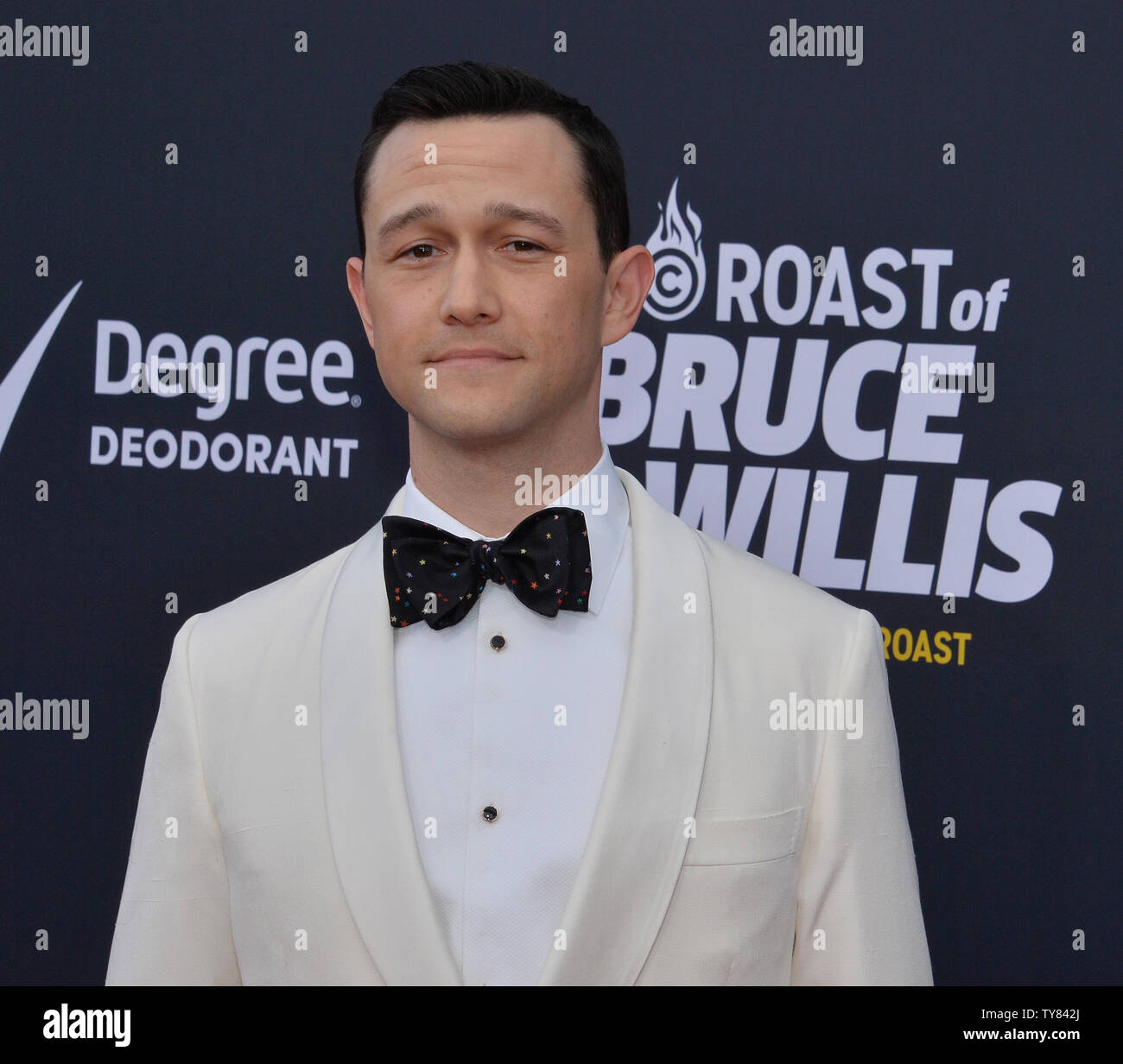Actor Joseph Gordon-Levitt arrives for Comedy Central's "Roast of Bruce ...