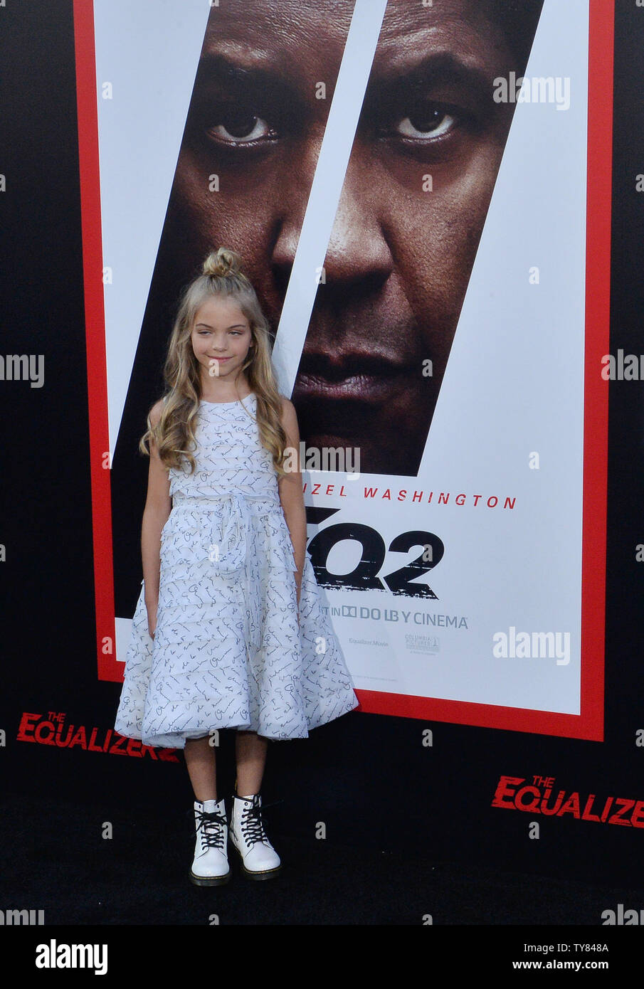 Rhys olivia cote hi-res stock photography and images - Alamy