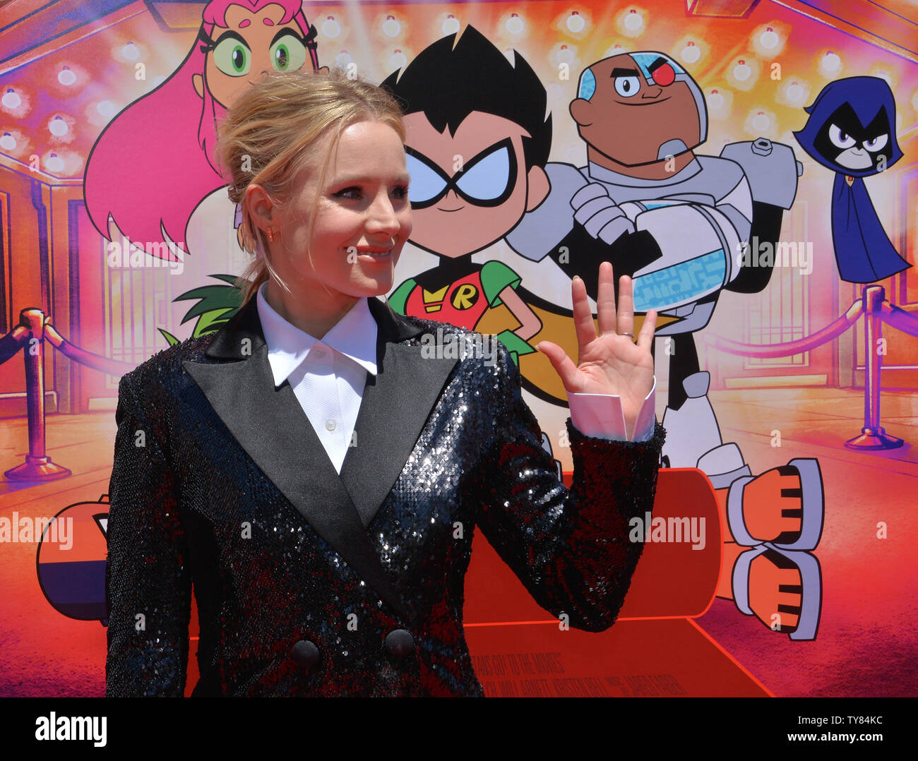 Kristen Bell, the voice of Jade Wilson in the animated sci-fi motion ...