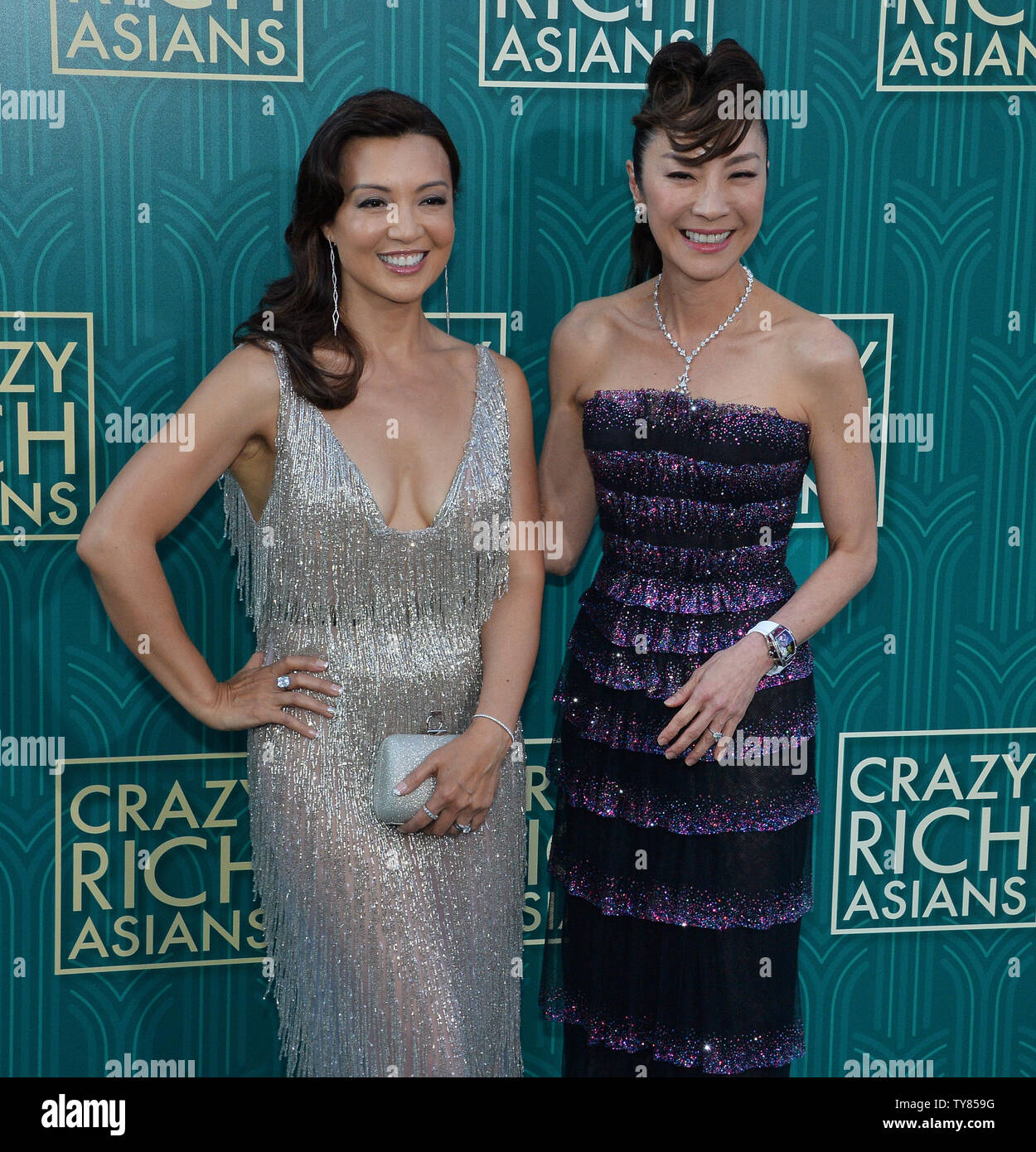 Ming na and family hi-res stock photography and images - Alamy