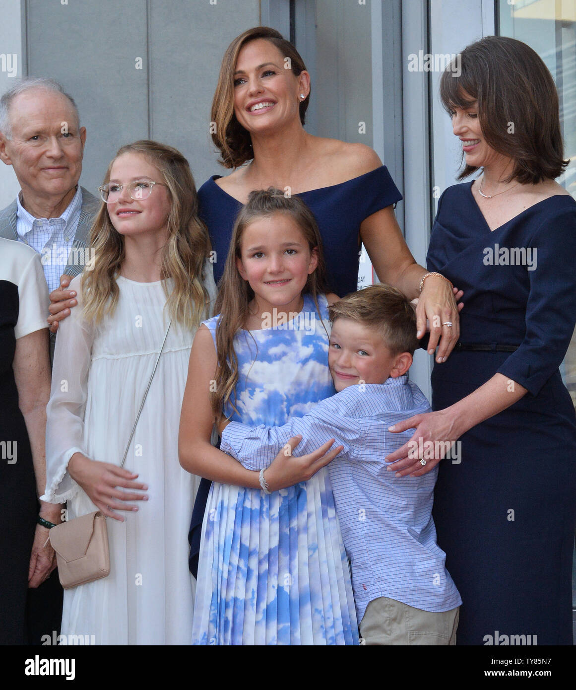 Actress Jennifer Garner is joined by her children Violet Affleck ...