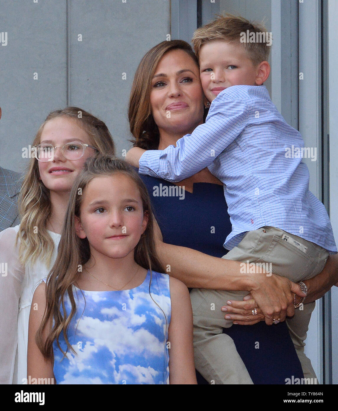 Actress Jennifer Garner is joined by her children Violet Affleck ...