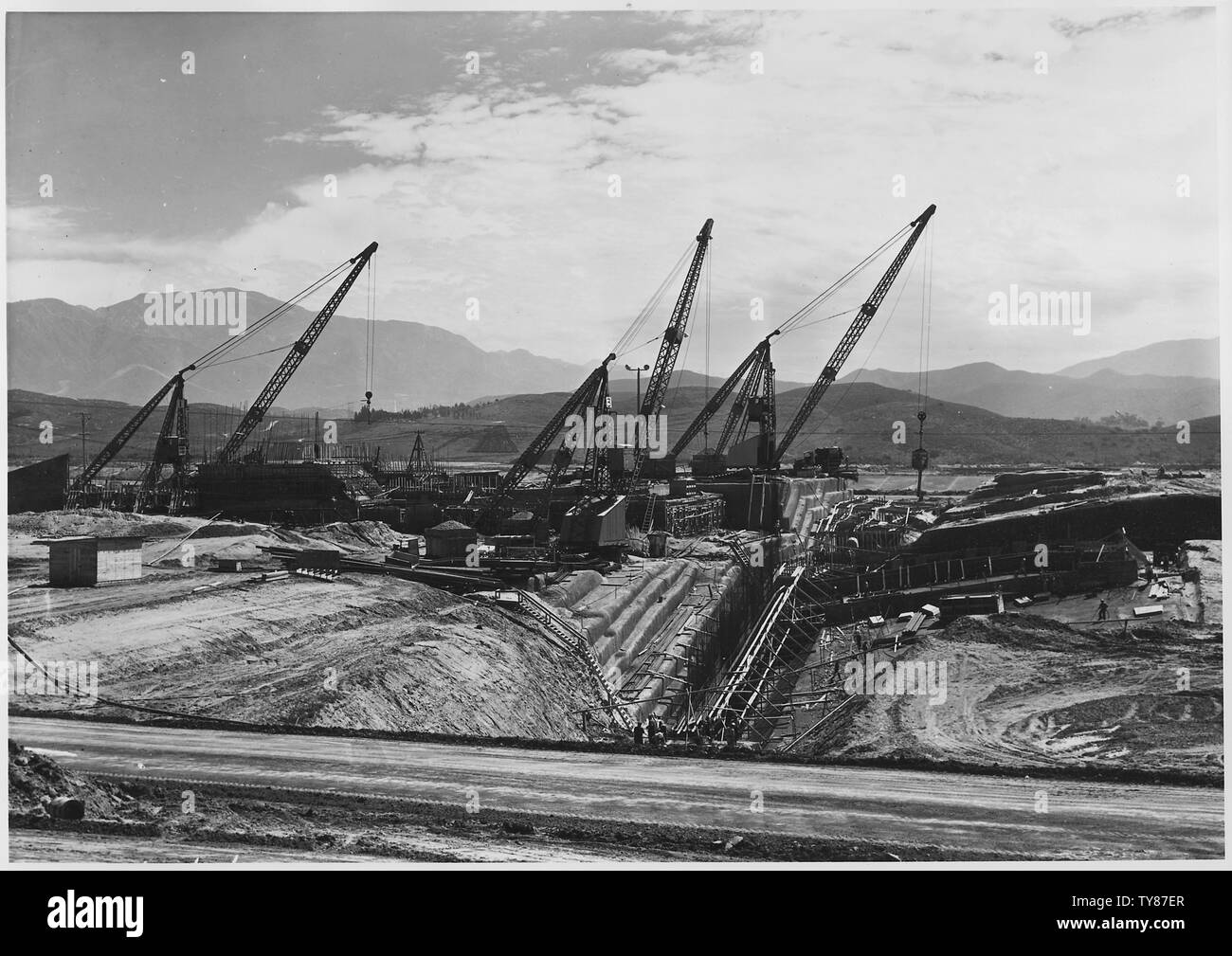 Los Angeles District - Hansen Dam Subproject No. 162 - Work Done Under ...