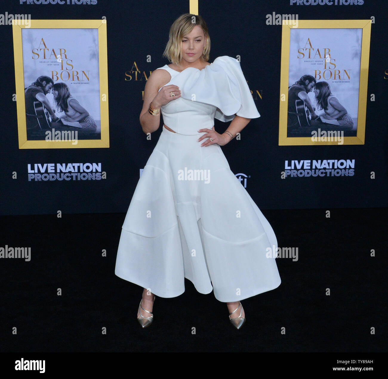 Actress Abbie Cornish attends the premiere of the romantic motion ...