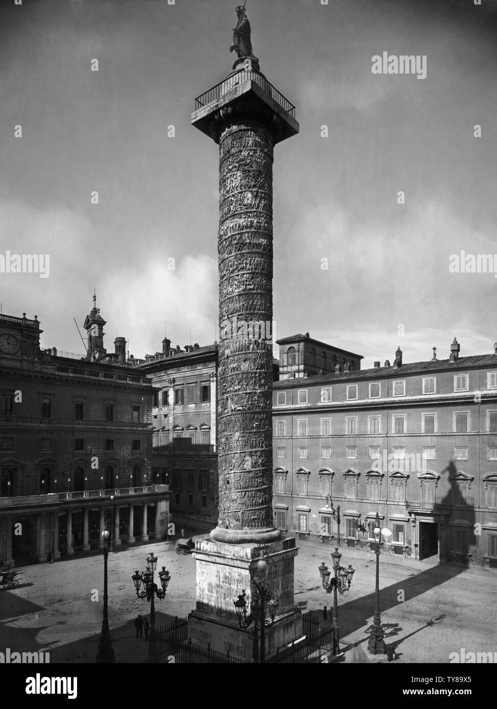 Chigi Palace High Resolution Stock Photography and Images - Alamy