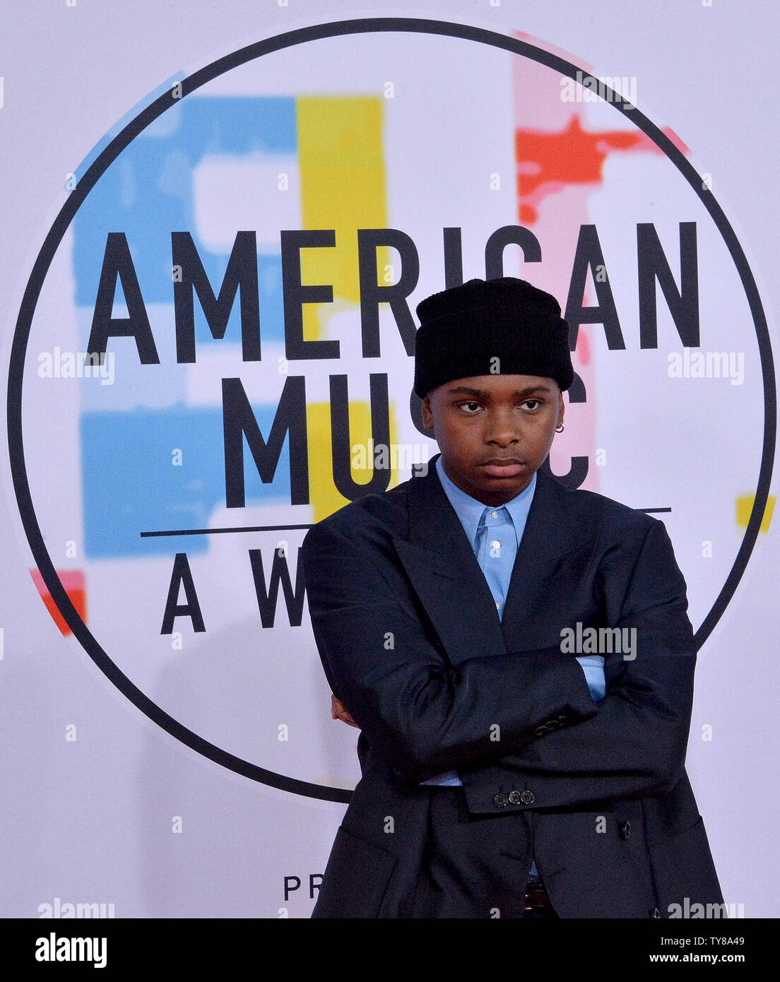 Jay Versace arrives for the 46th annual American Music Awards at the ...