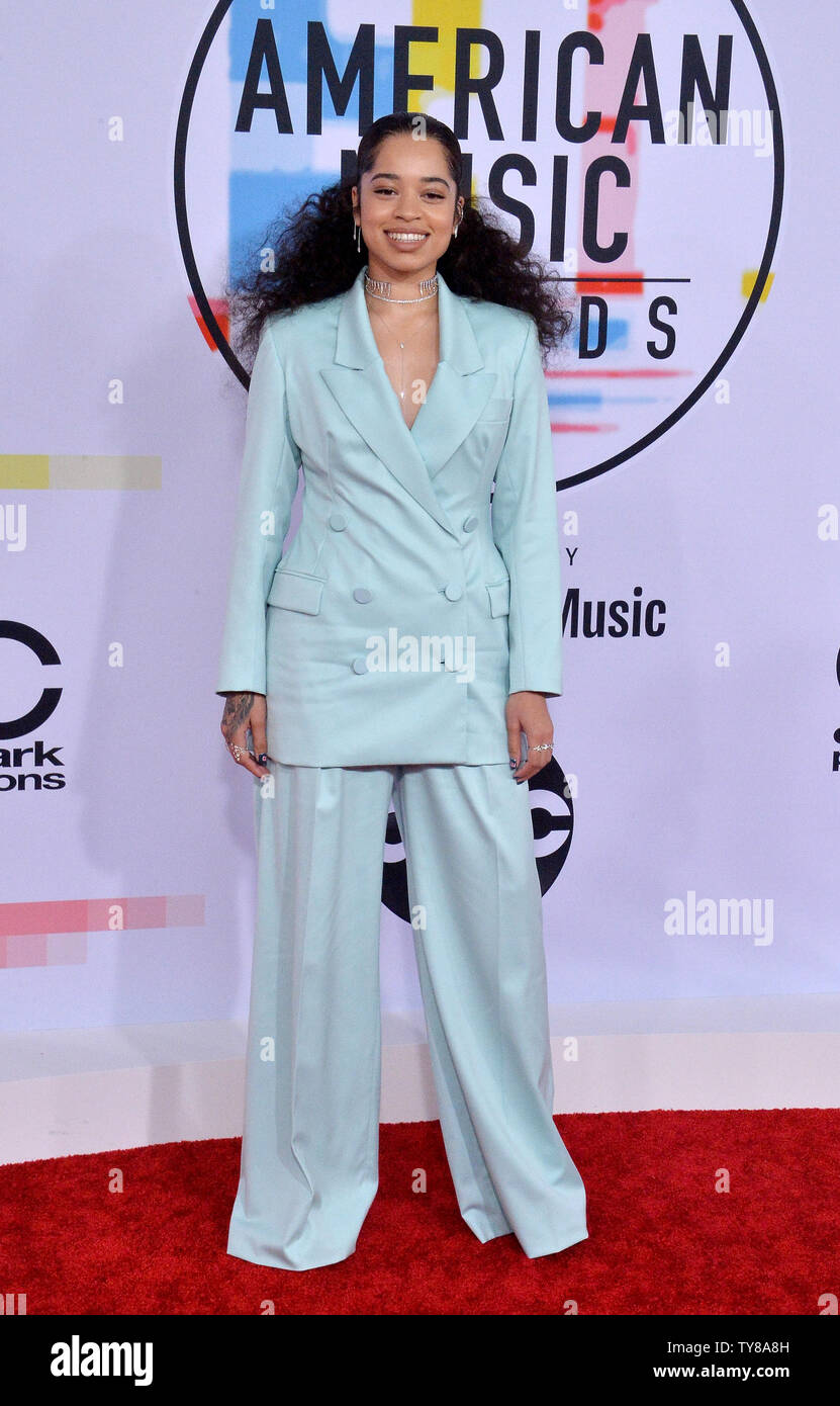 Singer Ella Mai arrives for the 46th annual American Music Awards at ...