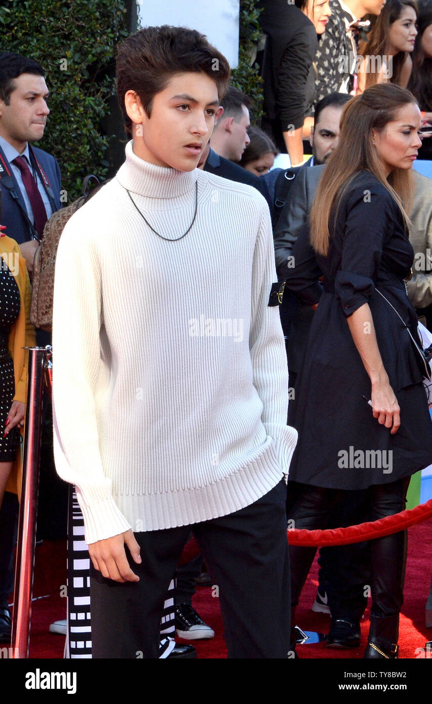 Actor Marcel Ruiz arrives for the fourth annual Latin American Music ...