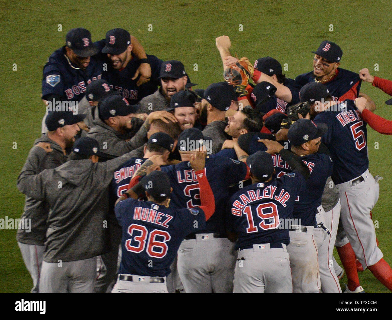 Boston Red Sox celebrate after beating the Los Angeles Dodgers in game ...